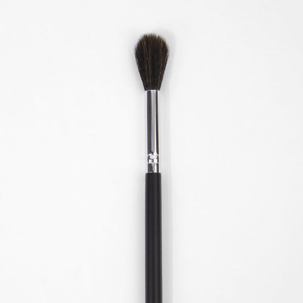 BH Rounded Highlighter Brush - LUCY MAKEUP STORE MALTA